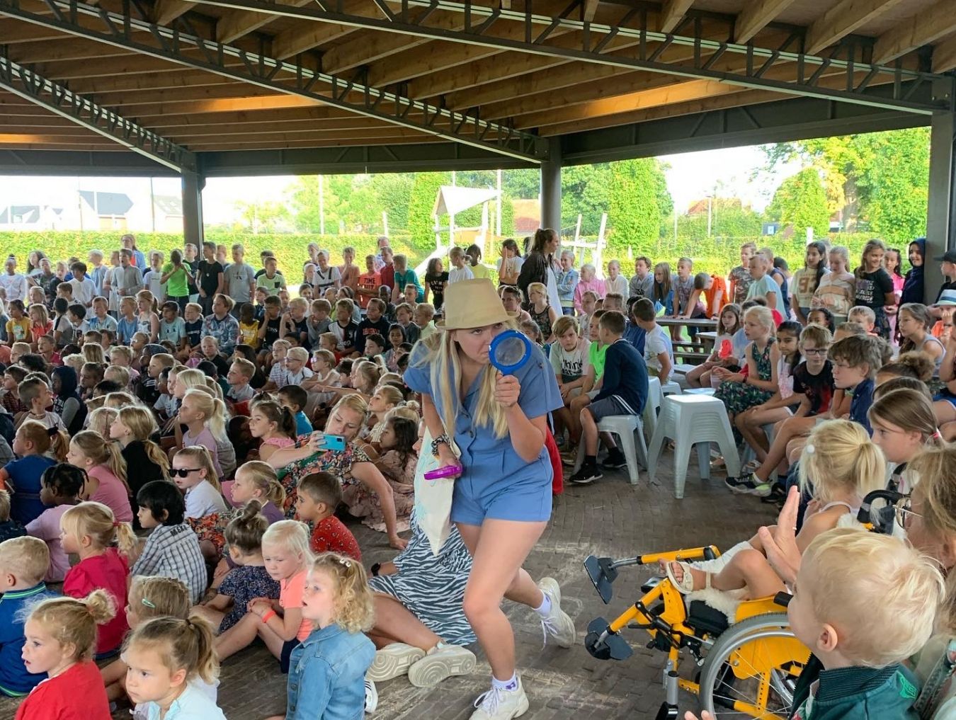 VBS De Vlinder gaat samen op zoek naar geluk... | KOBArT kleuterscholen ...